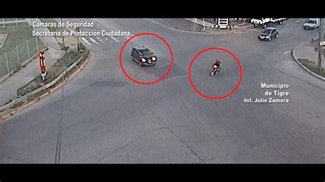 Violento Choque Entre Moto Y Auto En Ricardo Rojas YouTube