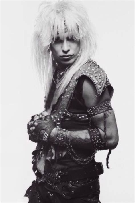 Pin by Chloe on Mötley Crüe Vince neil Motley crue Hair metal bands
