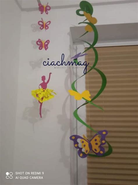 Motyle pod lampy ze spiralą CiachMag dekoracje z papieru