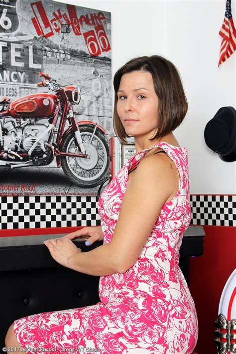 AllOver30Free Hot Older Women 35 Year Old Jamie Ray From
