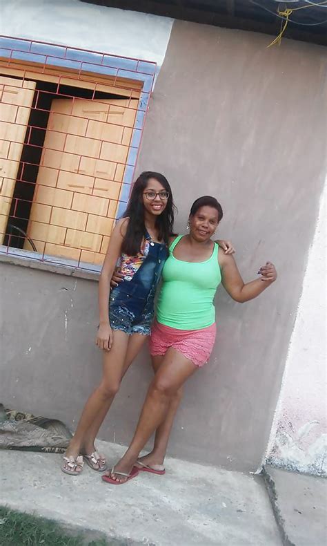 Coroa Velha Gostosa E Suas Filhas E Amigas Comentem Photo 15 41