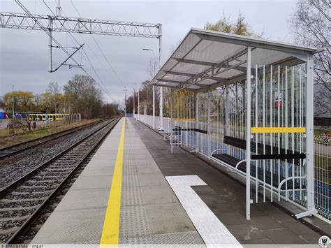 Przystanek kolejowy Wrocław Popiele ul Mydlana Wrocław zdjęcia
