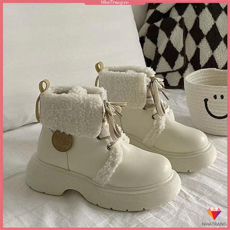 Giày Bốt martin Lót Lông Cừu Dày Dặn Thời Trang Cá Tính Cho Nữ Shopee