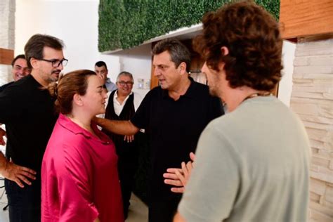 Massa reapareció en un acto del Frente Renovador en Roque Pérez junto a
