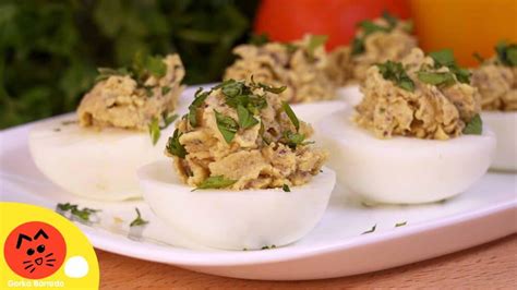 Huevos Rellenos De Aguacate Y Atun Cocina Casera Y Facil