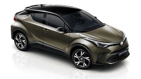 Toyota C Hr Hybrid Suv Tahan Banting Tampilan Eye Catching Muf