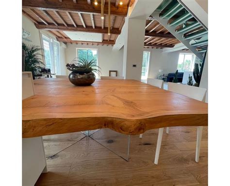 Tavolo In Legno Massello Di Cedro Del Libano 150x150 Con Gambe In Vetro