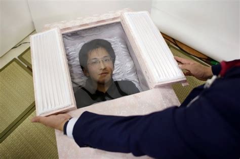 Mulher De Dada Como Morta Acorda Em Necrot Rio Na Pol Nia