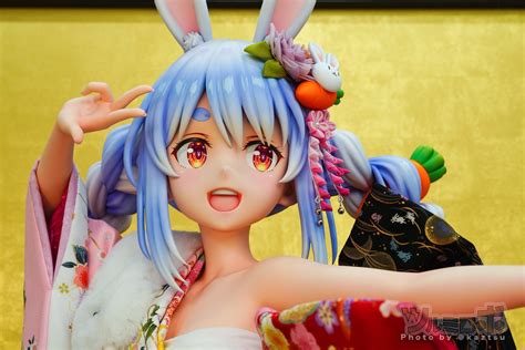 ちくわ on Twitter RT kaztsu アニメイト秋葉原ホロライブ兎田ぺこら等身大 日本人形フィギュア hololive