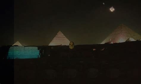 On December 4 Many UFOs Appeared At Night Over The Pyramids Of Giza In