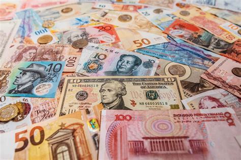 Qué valores se asocian al manejo del dinero BBVA