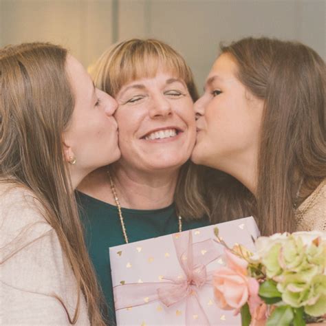 Show Love And Appreciation This Mothers Day Luxury T In A Box