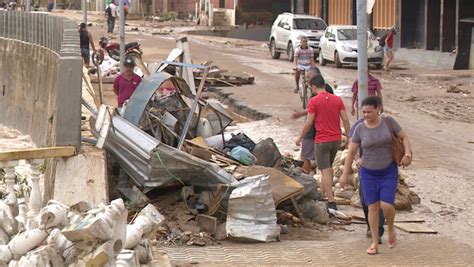 A Gazeta Seis meses após a maior enchente de Cachoeiro cidade luta