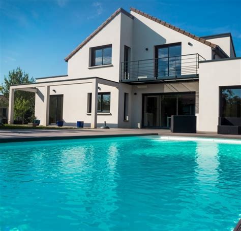 Les réalisations de BGI Piscines à Châteauneuf
