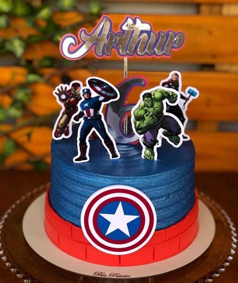 Bolo dos Vingadores inspirações para uma festa cheia de superpoderes