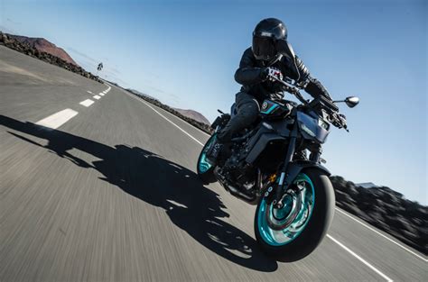 Un Giorno Da Tester Sulla Nuova Yamaha Mt Con Moto It Ecco Come