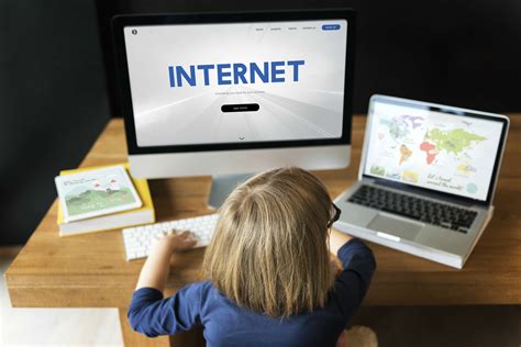 Rischi Del Web Per Bambini E Adolescenti Non Sprecare