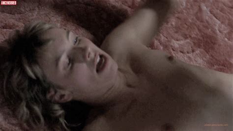 Julie Anne Roth Nude Pics Page