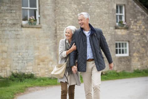 Understanding The Stages Of Parkinsons Disease LH Care
