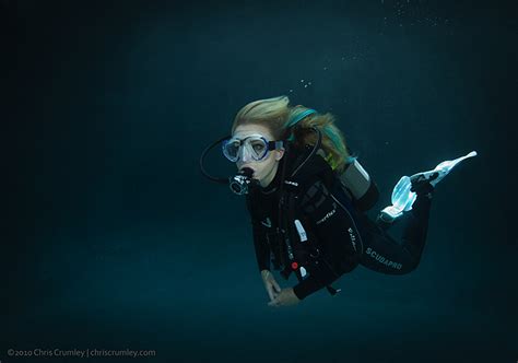 Frogwoman Female Scuba Divers In Action Underwater Combat Scuba