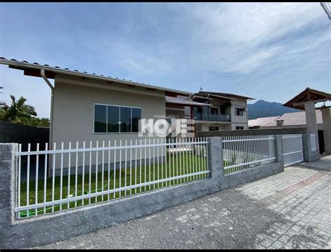 Casa no Bairro Warnow em Indaial 3 Dormitórios 1 suíte e 10 m²
