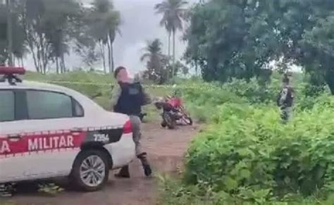 Motoboy desaparecido é encontrado morto e amarrado a motocicleta no