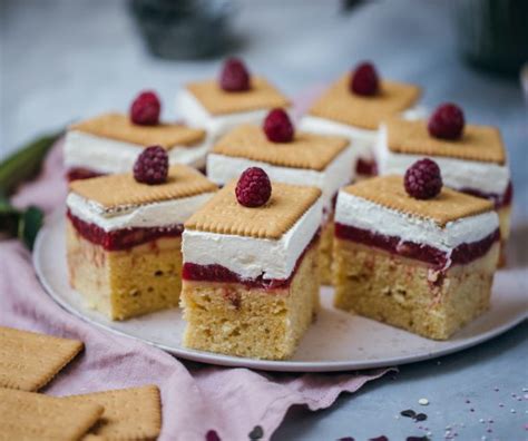 Himbeer Biskuit Torte Fräulein Meer backt