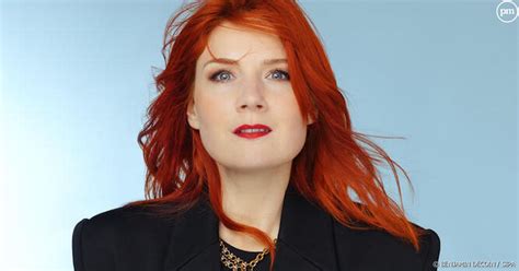 Adeline Toniutti Professeur De Chant De La Star Academy 2023 Photo