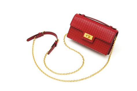 Fashion Accessories In Seven Treasures Pattern Inden Est