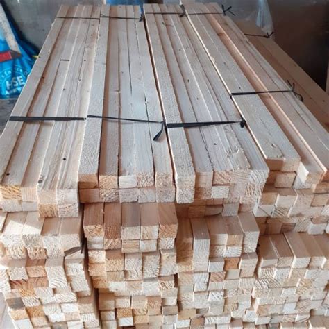 Reng Kayu Jati Belanda Serut Halus 2x2x76cm Min Order 10 Batang