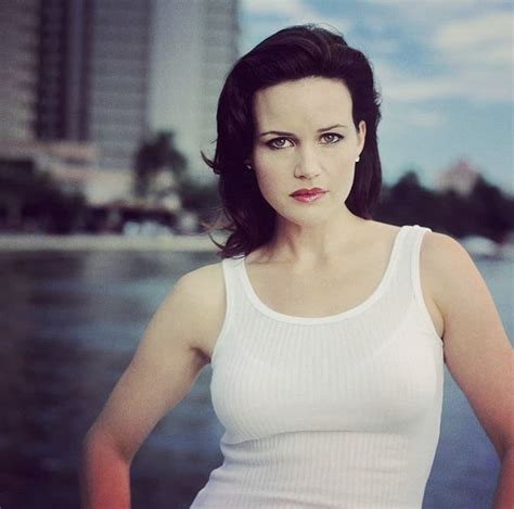 Pin By Isaac T On Carla Gugino Carla Gugino Girl Celebrities Actresses