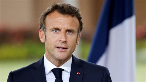 Explosion De Beyrouth Emmanuel Macron Appelle Une Reprise De L