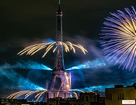 Feu d artifice du 14 juillet à Paris sur la Tour Eiffel 2021 la vidéo