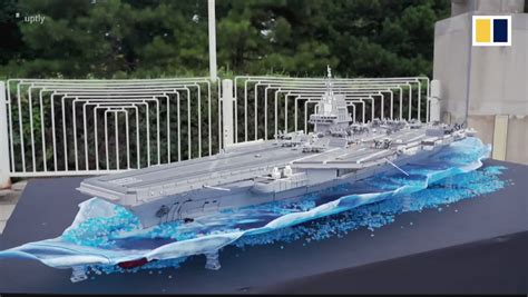 Tái tạo tàu sân bay với mô hình lego Đài Phát Thanh và Truyền Hình