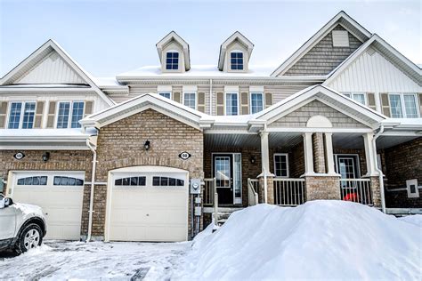 98 Richard Davies Cres Calira Media