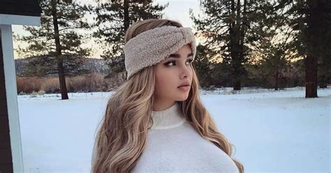 Quién tiene mejor silueta Anastasia Kvitko Siew Pui Yi y Karely Ruiz