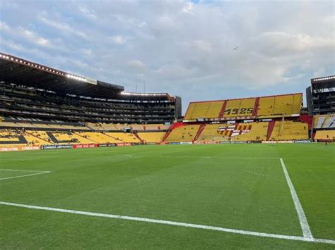 Barcelona EQU x São Paulo onde assistir ao vivo horário e escalações