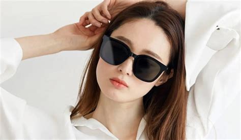 Hướng dẫn cách chọn mắt kính râm phù hợp với khuôn mặt nữ