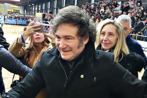 Milei en La Rural Vamos a eliminar el Impuesto País y luego las