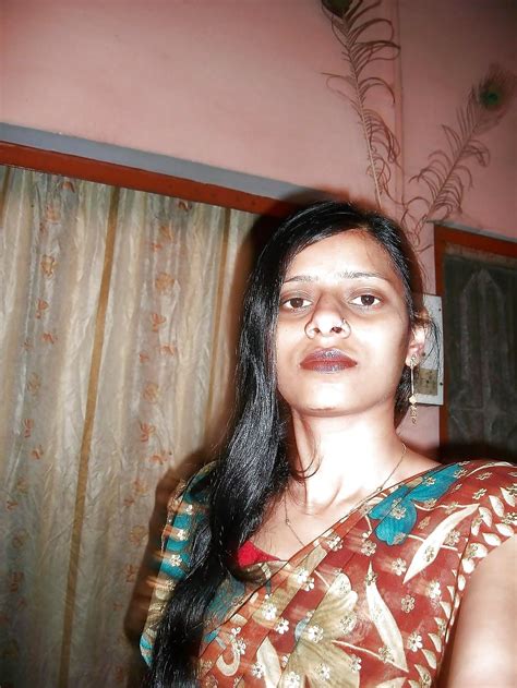 Free Indian Wife Show Her Nude Body Photos 136826631