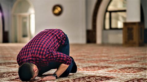 Hüsuf ve Küsuf namazı nedir ne zaman kılınır Diyanet Hüsuf ve Küsuf