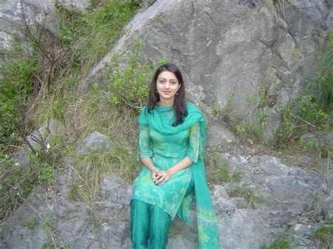 Fun Maza New Arab Indian And Pakistani Desi Teen Masti Girls Photos