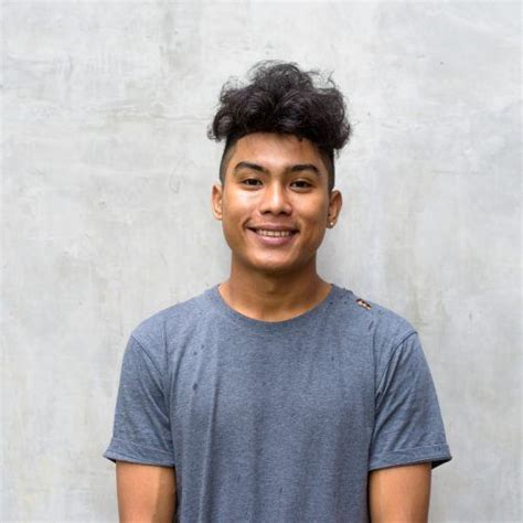 Best Hairstyle For Men With Round Face