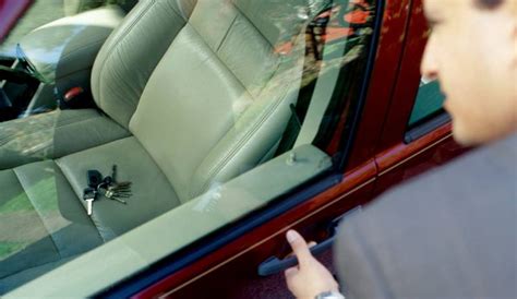 Como Abrir La Puerta De Un Carro Sin Llaves Cerrajeros24 H
