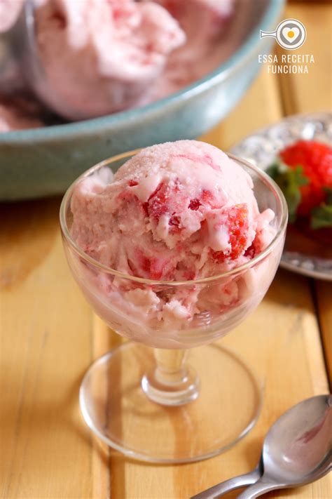Sorvete de morango fácil Essa Receita Funciona
