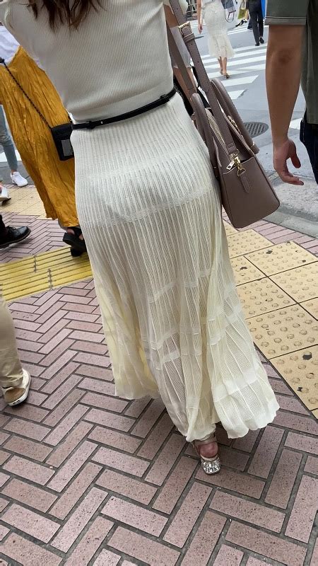 スケスケスカート！お姉さんパンツ透けてますよ！！ アダルト動画・画像のコンテンツマーケット Pcolle