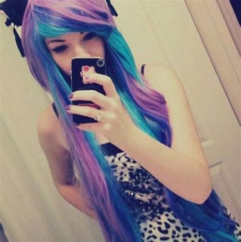 Pin By Aisha Vargas On Dyed Hair Scene Hair Emo Scene Hair Crazy Hair