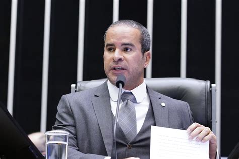 Deputado Prop E Cria O Da Frente Parlamentar Em Defesa De Redes