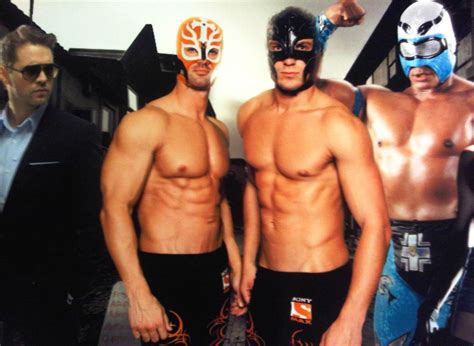 TV With Thinus LUCHA LIBRE Beefy Half Naked Wrestlers And A Wrestling