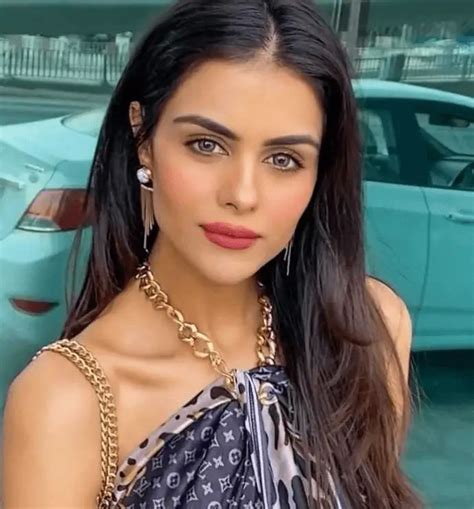 Priyanka Chahar Choudhary Age Net Worth Height Affairs Bio And More